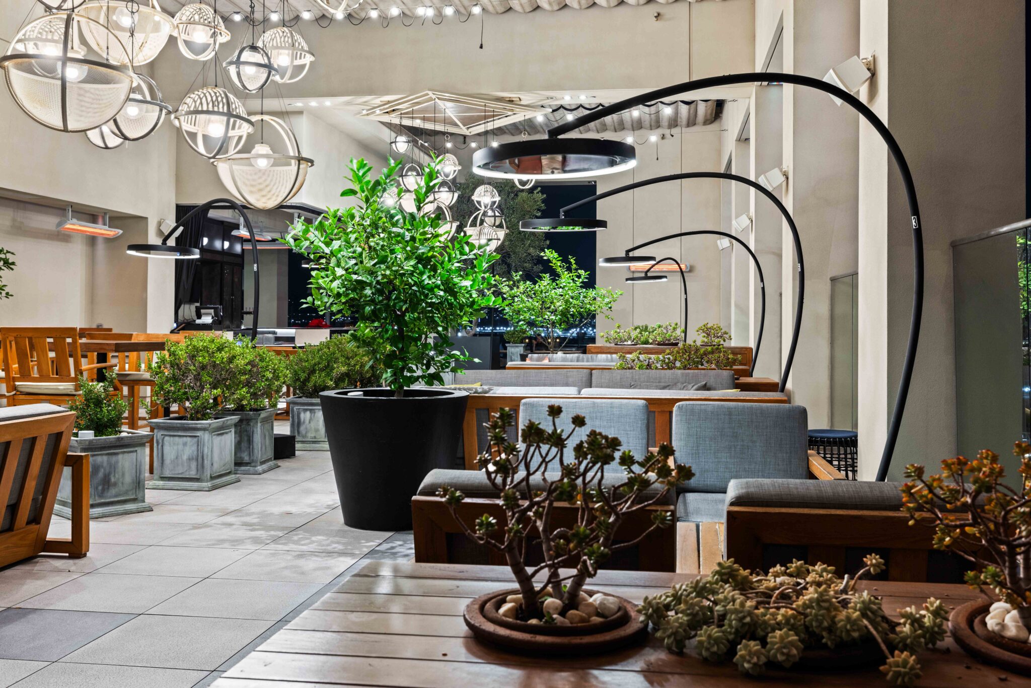 High-End Outdoor Natural Gas Heaters - Bromic Heating Australia